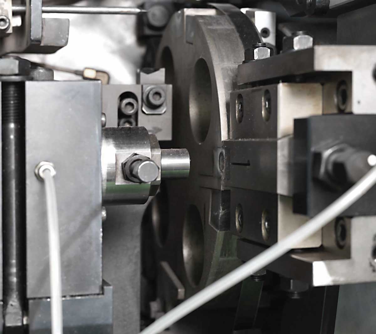 Nail Header B-7 | Zeus Techno